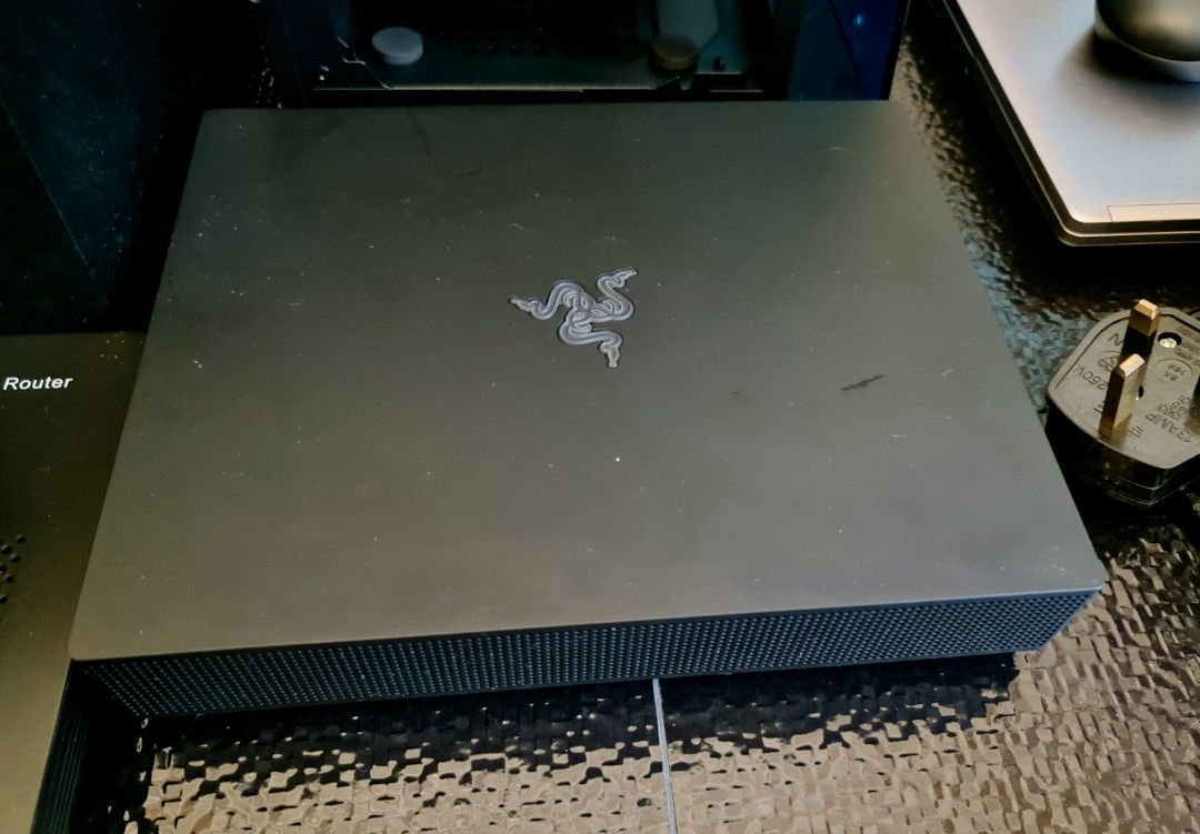 RAZOR RZ37 Gaming Wireless Router + 4 Gigabit Ethernet ports, network ...