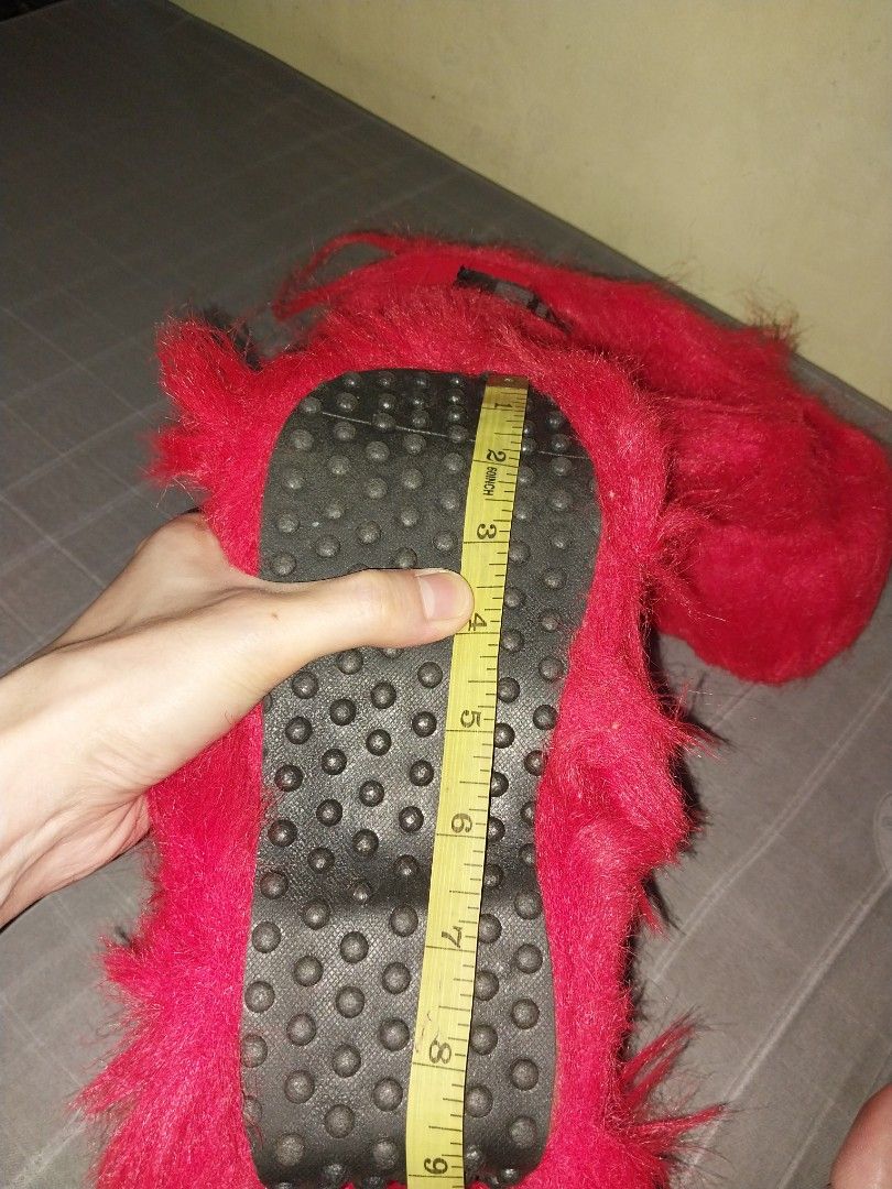 Red fur 1 finger wedge, Women's Fashion, Footwear, Wedges on Carousell