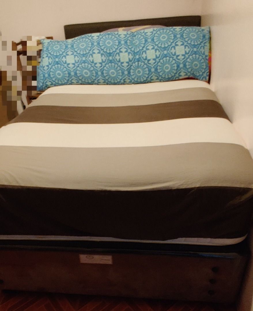 Salem boxbed base with 2 drawers and headboard, Furniture & Home Living, Furniture, Bed Frames ...