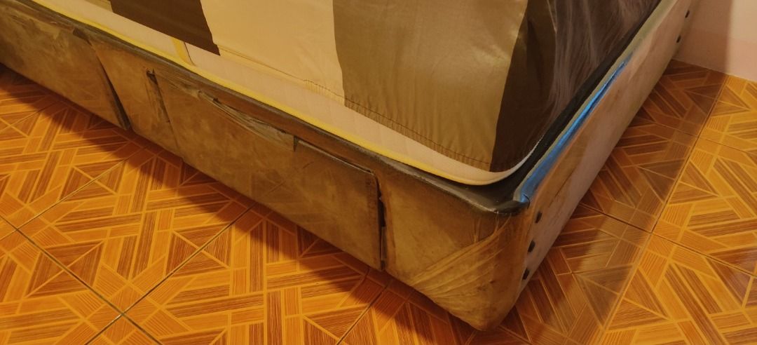 Salem boxbed base with 2 drawers and headboard, Furniture & Home Living, Furniture, Bed Frames ...