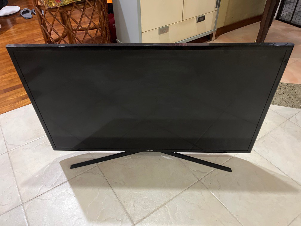 Samsung smart tv 40 inch, TV & Home Appliances, TV & Entertainment, TV ...