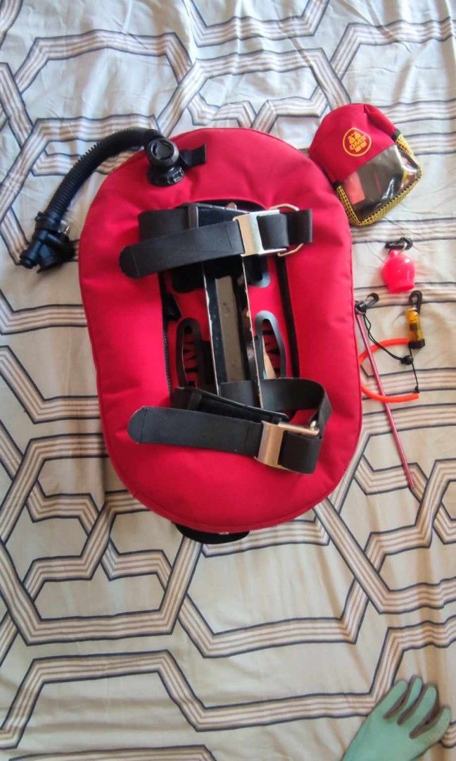Scuba Diving OMS BCD bladder, Sports Equipment, Sports & Games, Water ...