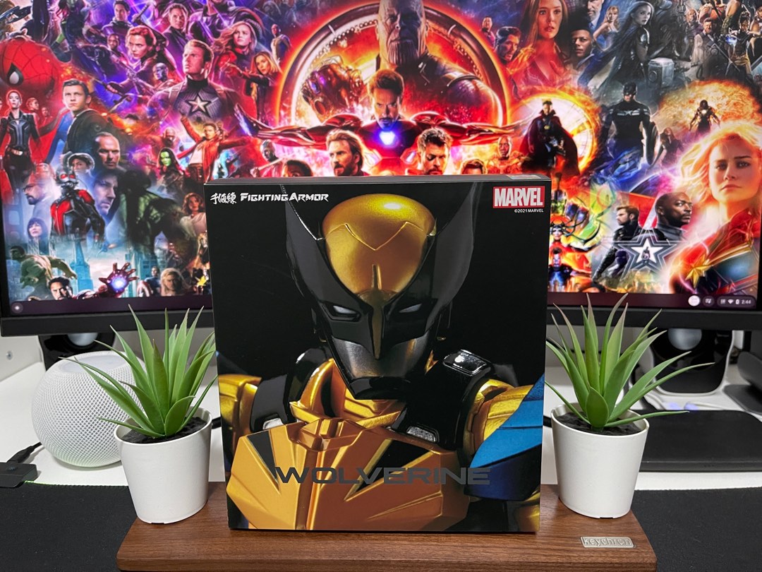 Sentinel Fighting Armor Wolverine, Hobbies & Toys, Toys & Games on ...