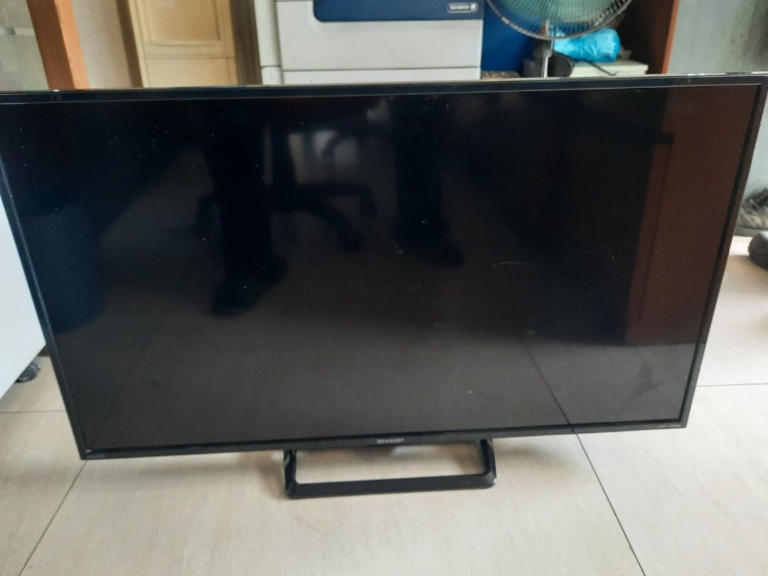 SHARP LED BACKLIGHT TV, TV & Home Appliances, TV & Entertainment, TV on Carousell
