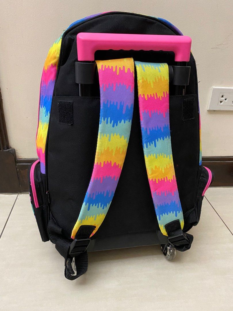 smiggle kids backpack trolley with light up wheels, Women's Fashion ...