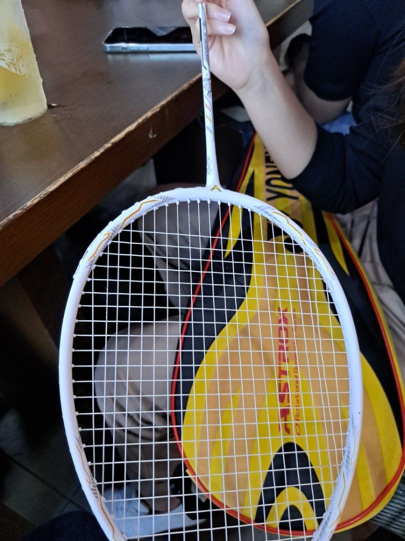 Thruster F Claw, Sports Equipment, Sports & Games, Racket & Ball Sports ...