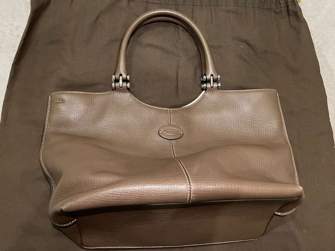 TODS handbag, Women's Fashion, Bags & Wallets, Shoulder Bags on Carousell