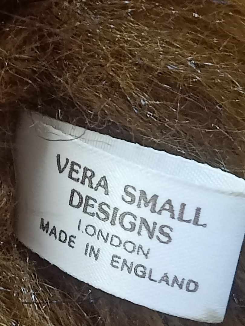 VERY BEAUTIFUL VERA DESIGNS LONDON LARGE SIZE REALISTIC ORANGUTAN MONKEY, Hobbies & Toys, Toys ...