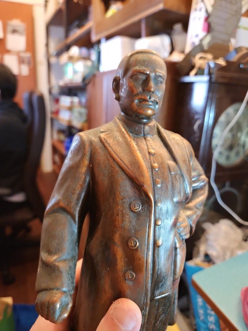 Vintage Metal Sun Yet Sen Statue, Furniture & Home Living, Home Decor ...