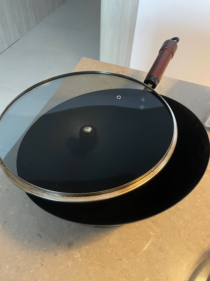 Wok with wok stand, Furniture & Home Living, Kitchenware & Tableware ...