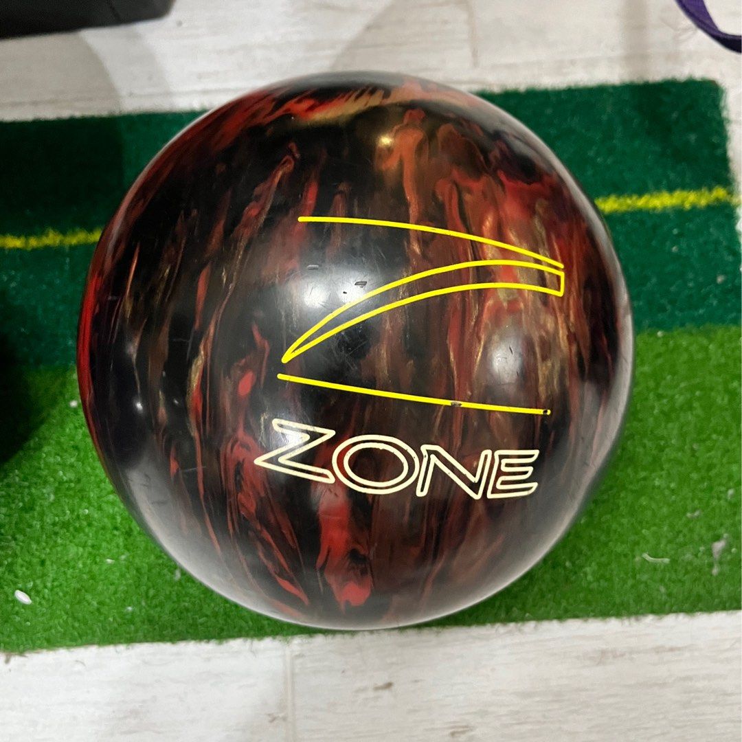 12lb Brunswick Zone bowling ball, Sports Equipment, Sports & Games ...