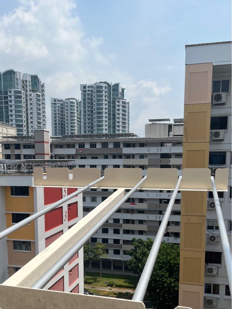 4 Aluminium Laundry Poles, Furniture & Home Living, Home Improvement ...