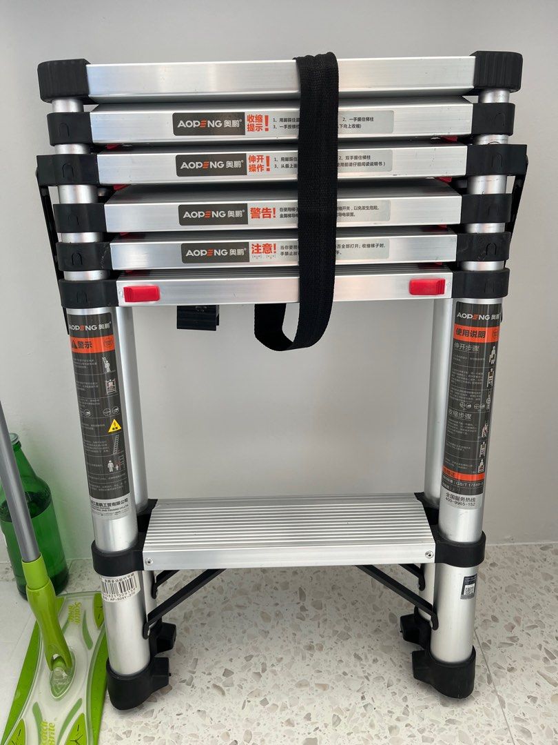 AOPENG Retractable Ladder, Furniture & Home Living, Home Improvement ...