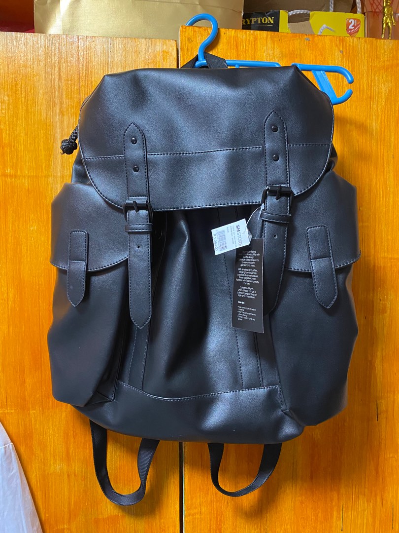 Arin Backpack Salvatorre Mann, Men's Fashion, Bags, Backpacks on Carousell