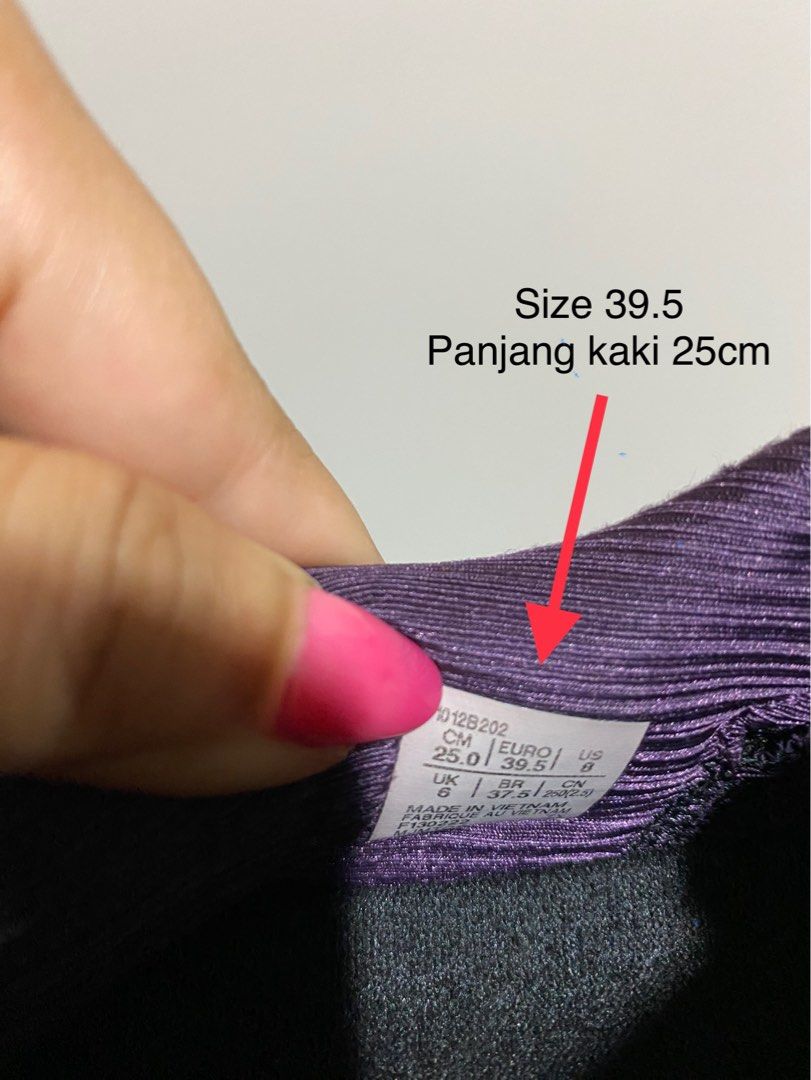 Asics Gel Nimbus 24, Olah Raga, Baju Olahraga di Carousell