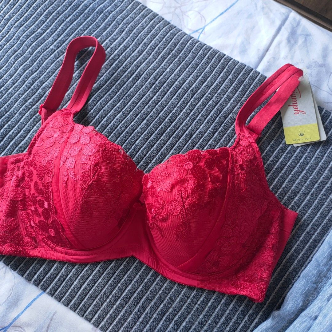 Assorted branded sexy bras and panties, Women's Fashion, New Undergarments & Loungewear on Carousell