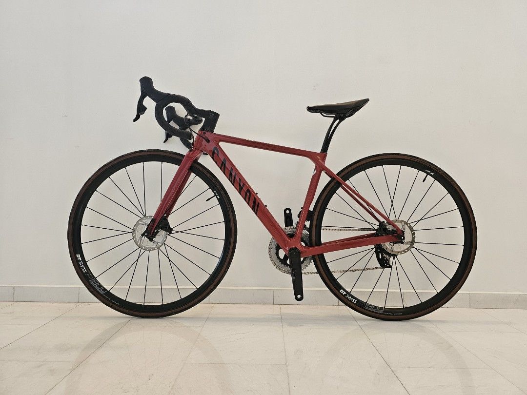 Canyon Ultimate CF SL Disc SRAM Rival 2x 12 Speed Etap AXS. Year Early ...