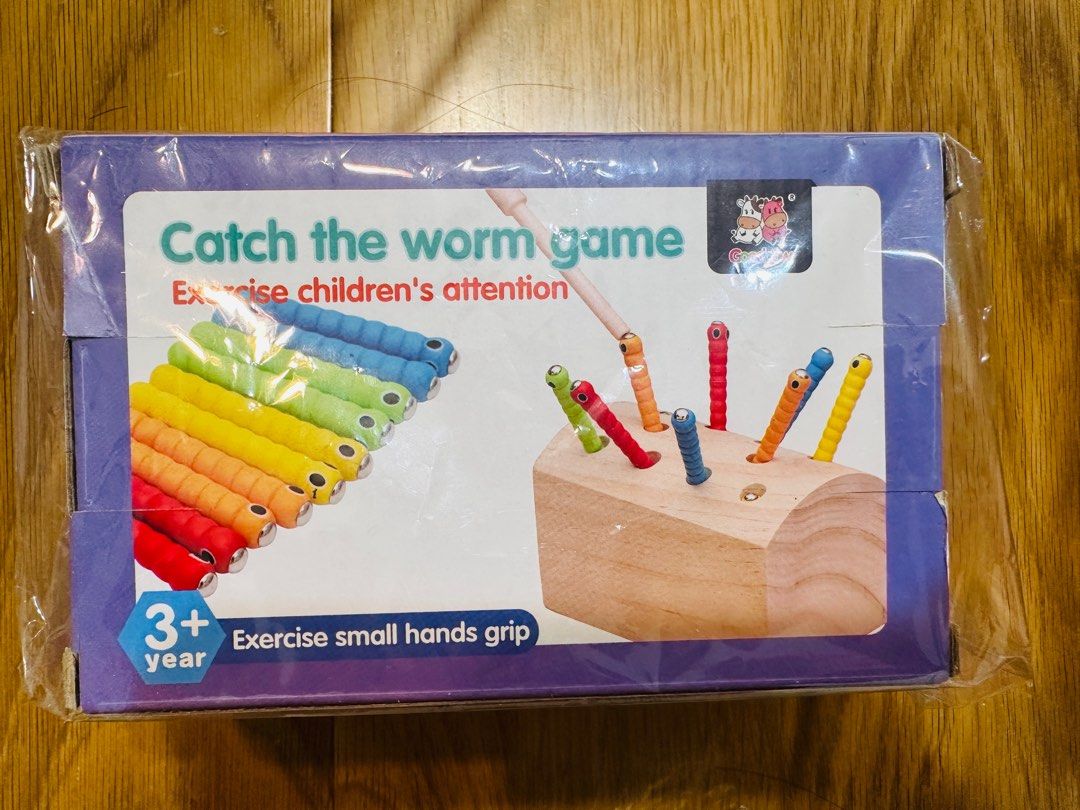 Catch the worm game, Hobbies & Toys, Toys & Games on Carousell