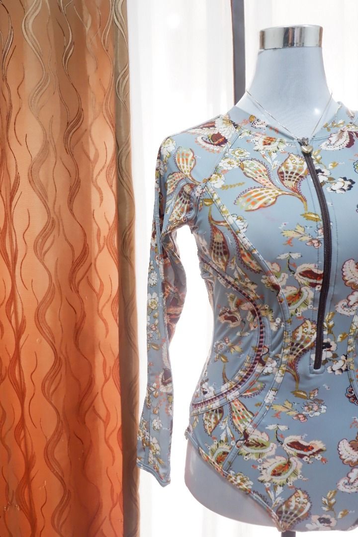 Coco Cabana Rash Guard on Carousell