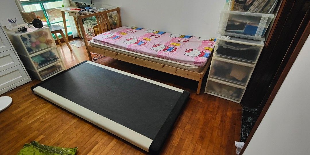 collapsible single bedframe, Furniture & Home Living, Furniture, Bed ...