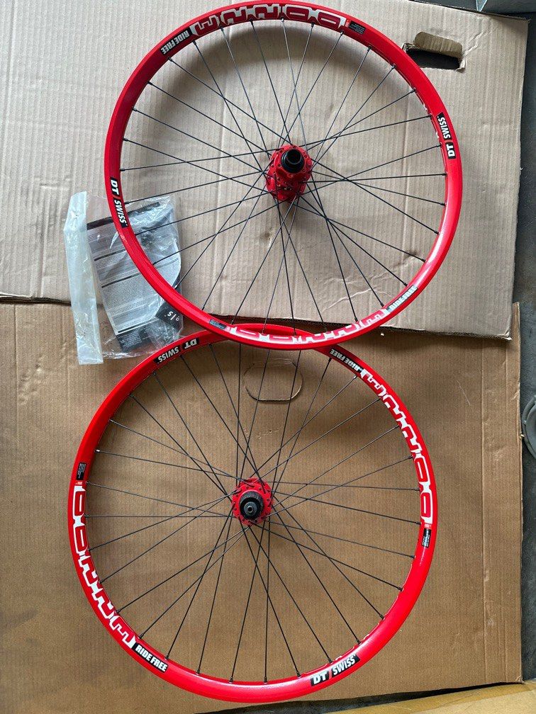 DT Swiss E2200 26” Enduro wheelset, Sports Equipment, Bicycles & Parts ...