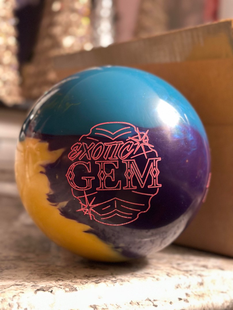 Exotic Gem bowling ball, Sports Equipment, Sports & Games, Billiards & Bowling on Carousell