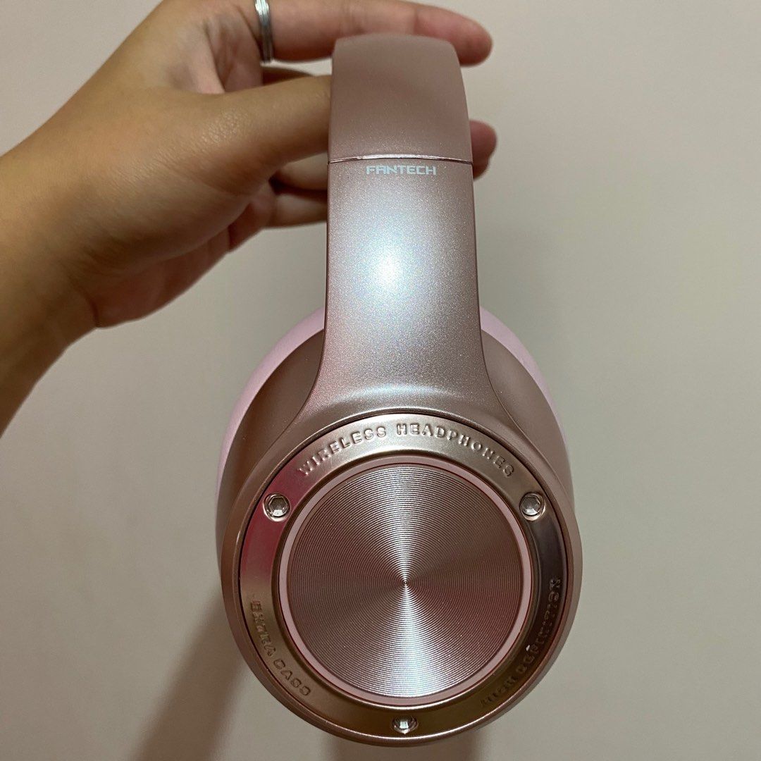 FANTECH WH01 WIRELESS HEADPHONES on Carousell