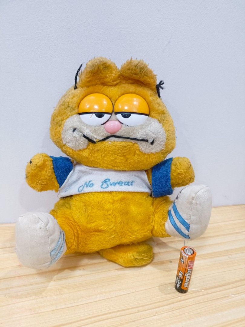 Garfield - Original Garfield, Hobbies & Toys, Toys & Games on Carousell