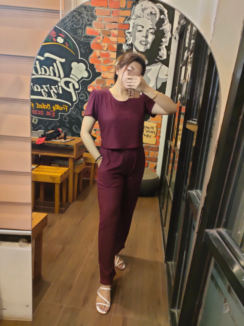 Hanora Coords - Maroon on Carousell