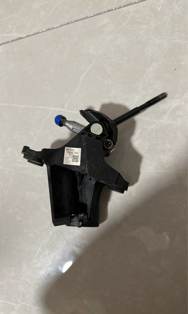 Honda fd2r Mugen shifter, Car Accessories, Accessories on Carousell