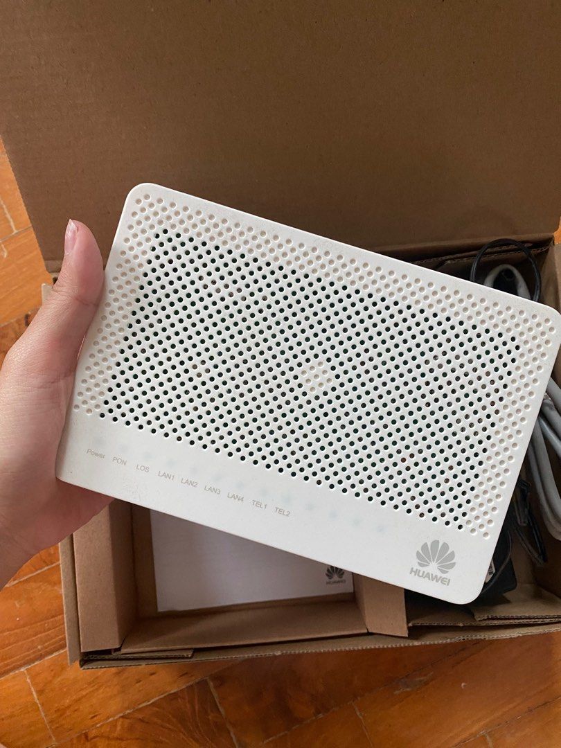 Huawei HG8240H5 GPON terminal router, Computers & Tech, Parts ...