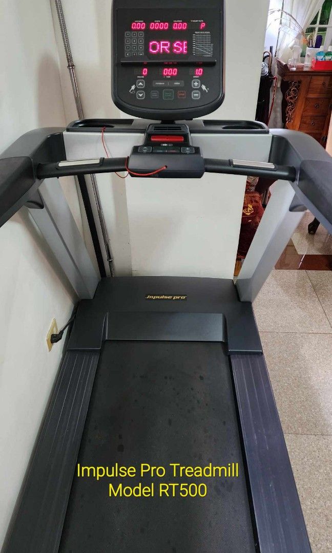 IMPULSE PRO RT500 Commercial Treadmill, Sports Equipment, Exercise & Fitness, Cardio & Fitness ...