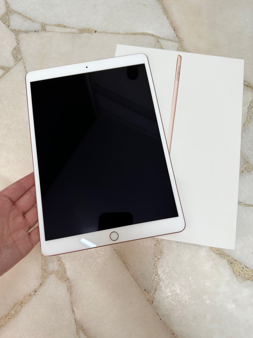 iPad Air gen 3 , 10.5 inch, Mobile Phones & Gadgets, Tablets, iPad on ...