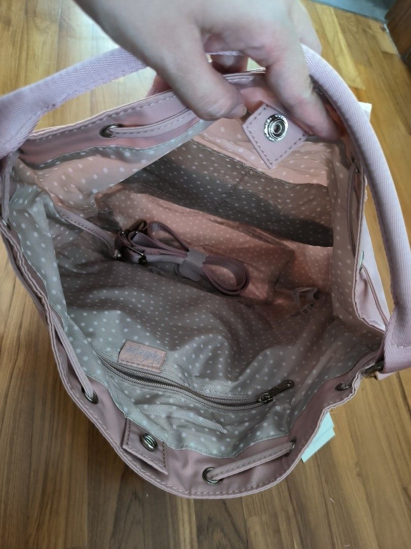 Kipling Bucket Bag, Women's Fashion, Bags & Wallets, Shoulder Bags on ...