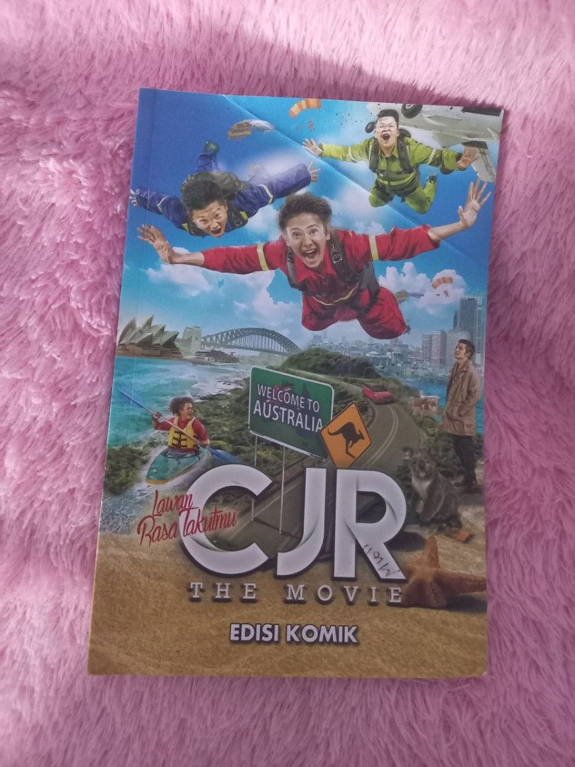 KOMIK BERWARNA CJR LAWAN RASA TAKUT MU, Buku & Alat Tulis, Komik dan Manga di Carousell