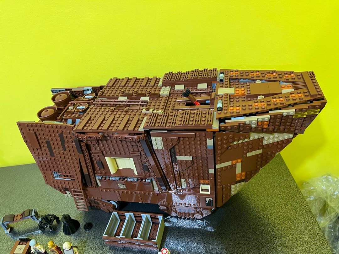 LEGO Star Wars 75059 UCS Sandcrawler, Hobbies & Toys, Toys & Games on ...