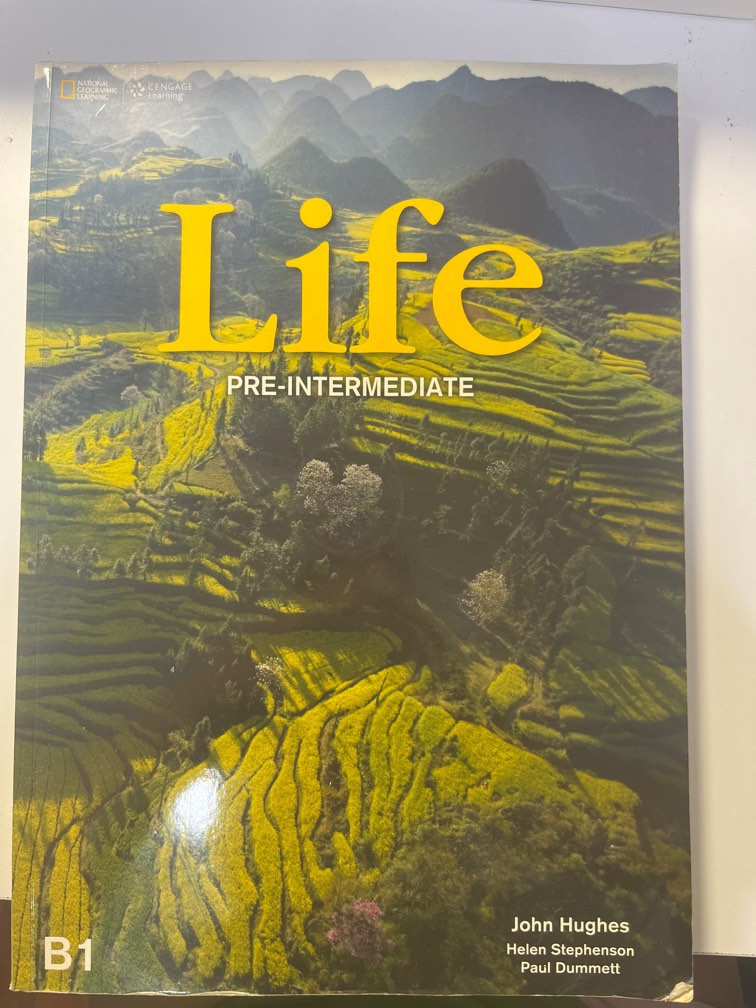 Life Pre-Intermediate, 興趣及遊戲, 書本 & 文具, 教科書 - Carousell