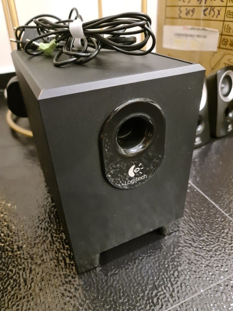 (Today for $25 whole set) Logitec Gaming Speaker System Z313 (2 ...