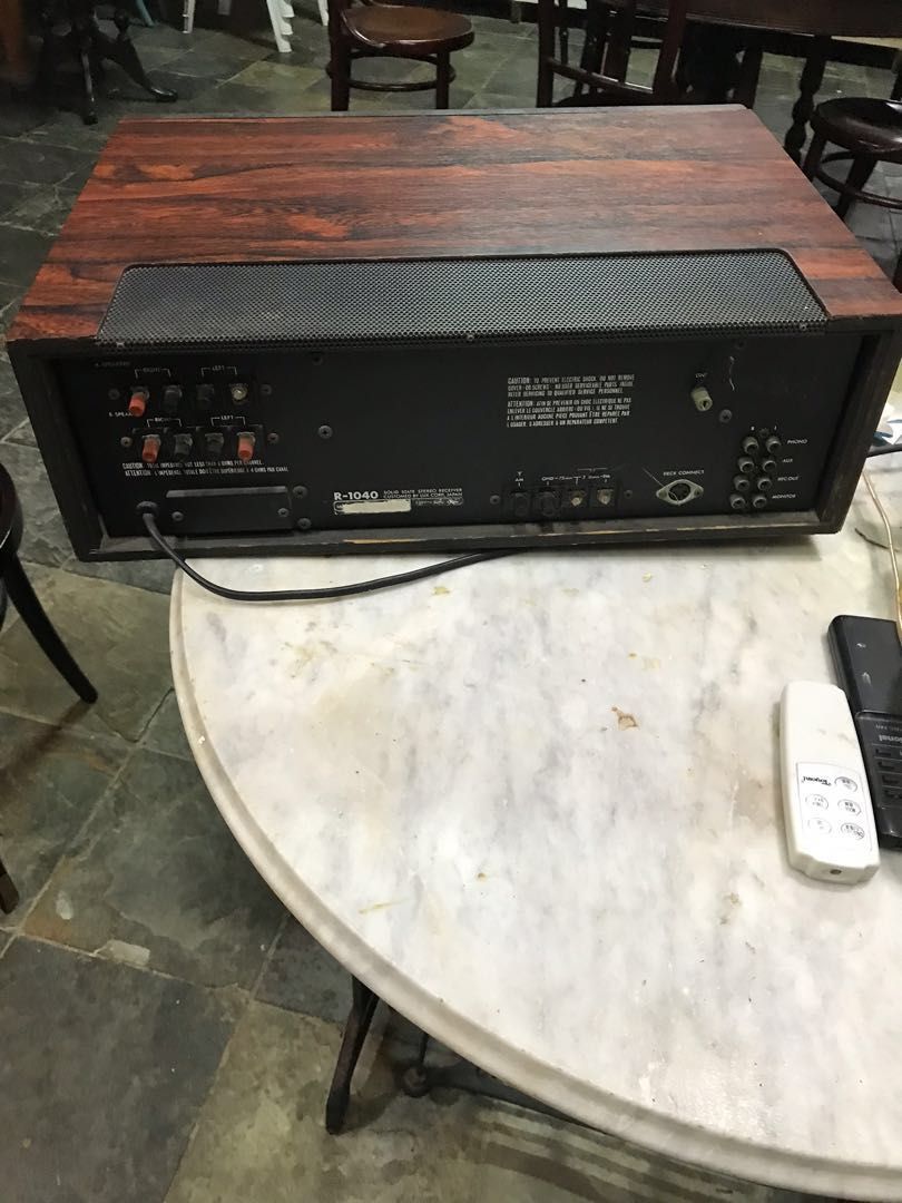 Luxman R-1040 amplifier, Audio, Soundbars, Speakers & Amplifiers on Carousell