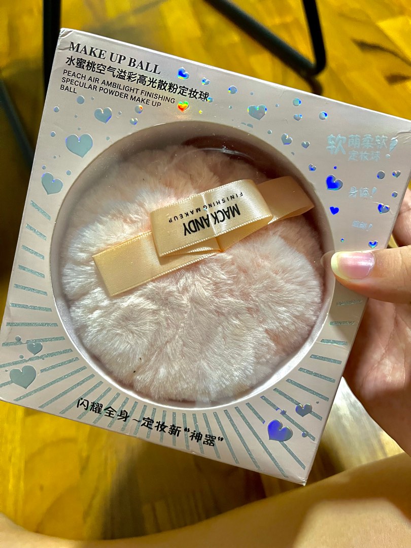 Make up ball, Women's Fashion, Watches & Accessories, Other Accessories ...