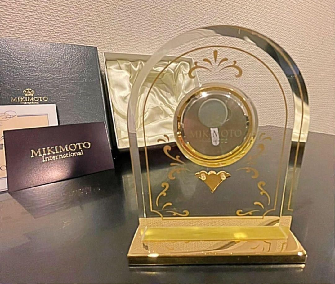 Mikimoto akoya pearl table clock, Luxury, Watches on Carousell