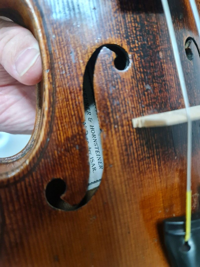Old German violin labeled M. NEUNER & HORNSTEINER violin, Hobbies ...