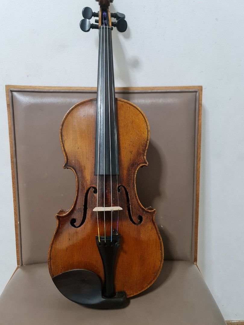 Old German violin labeled M. NEUNER & HORNSTEINER violin, Hobbies ...