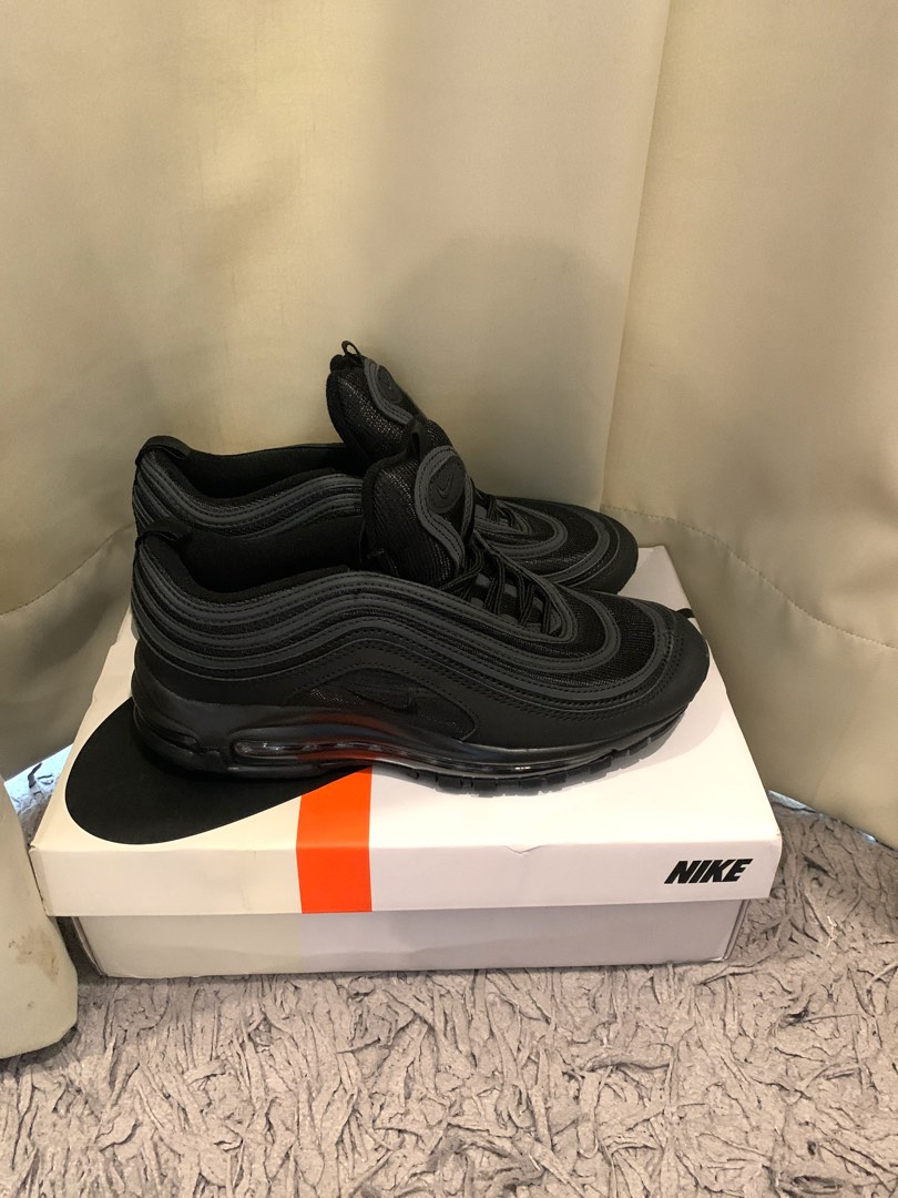 Nike airmax 97 fullblack, Fesyen Pria, Sepatu , Sneakers di Carousell