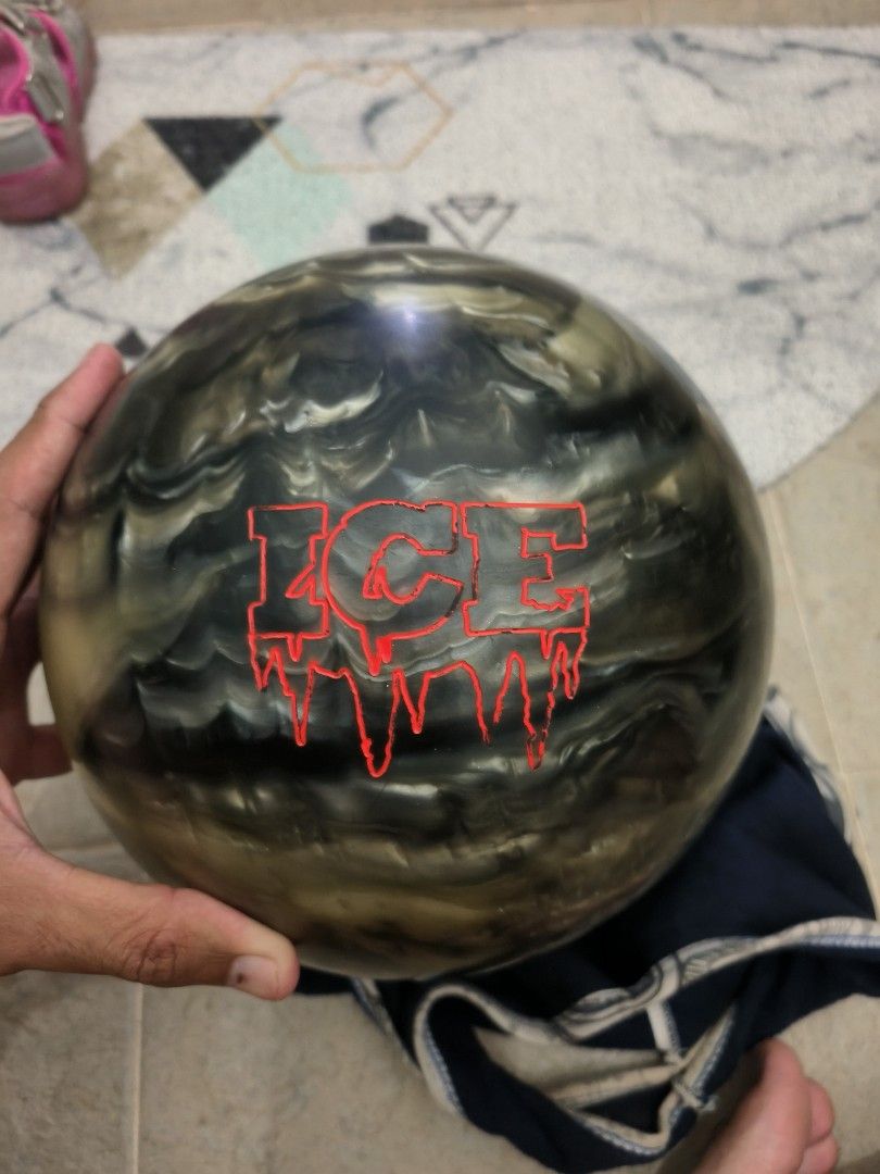 storm ice bowling ball, Sports Equipment, Sports & Games, Billiards ...