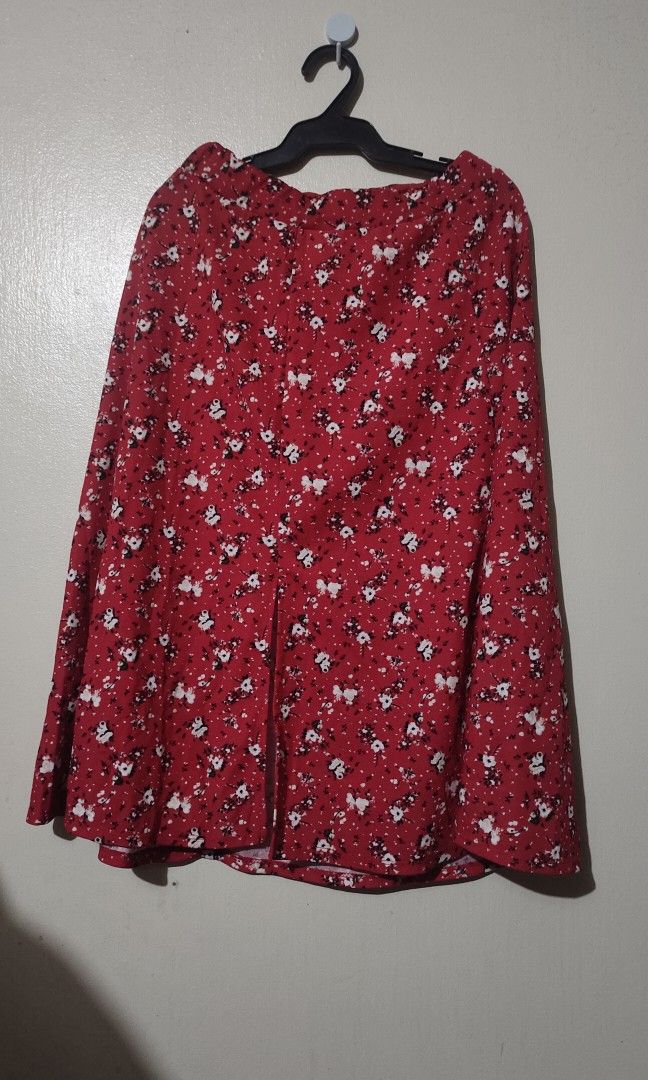 Sexy long palda with 2 slits, Women's Fashion, Bottoms, Skirts on Carousell