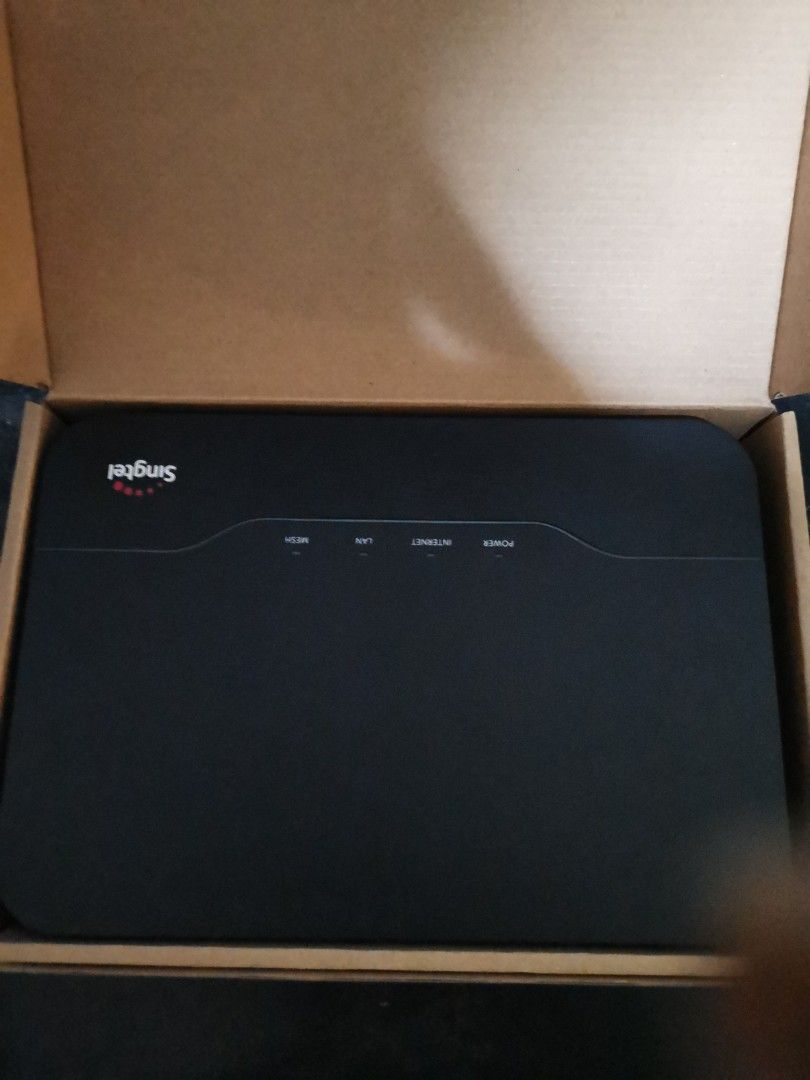 Singtel mesh router, Computers & Tech, Parts & Accessories, Networking ...