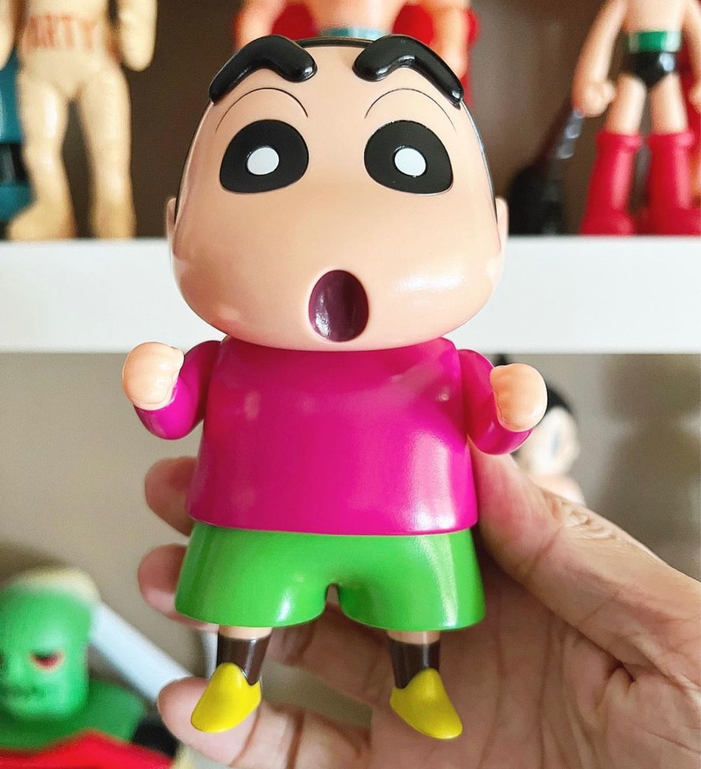 SOFVIPS Electrictoy Shin Chan Crayon Boy Sofubi, Hobbies & Toys, Toys & Games on Carousell