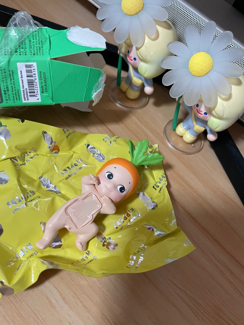 Sonny Angel Carrot Hipper, Hobbies & Toys, Memorabilia & Collectibles ...