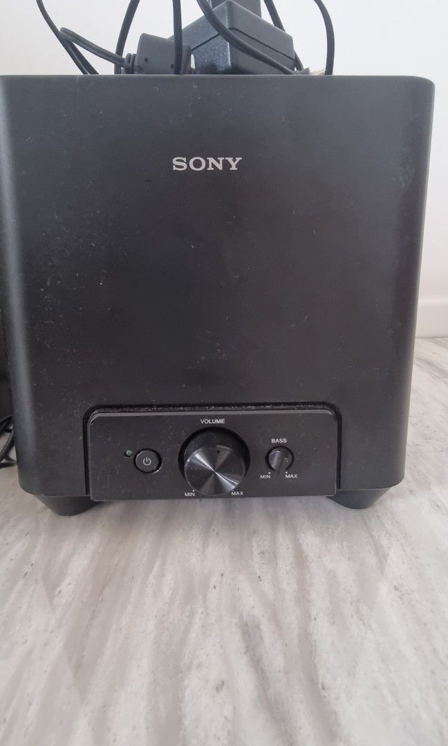 Sony computer speaker + woofer. Model SRS-D4, Audio, Soundbars ...